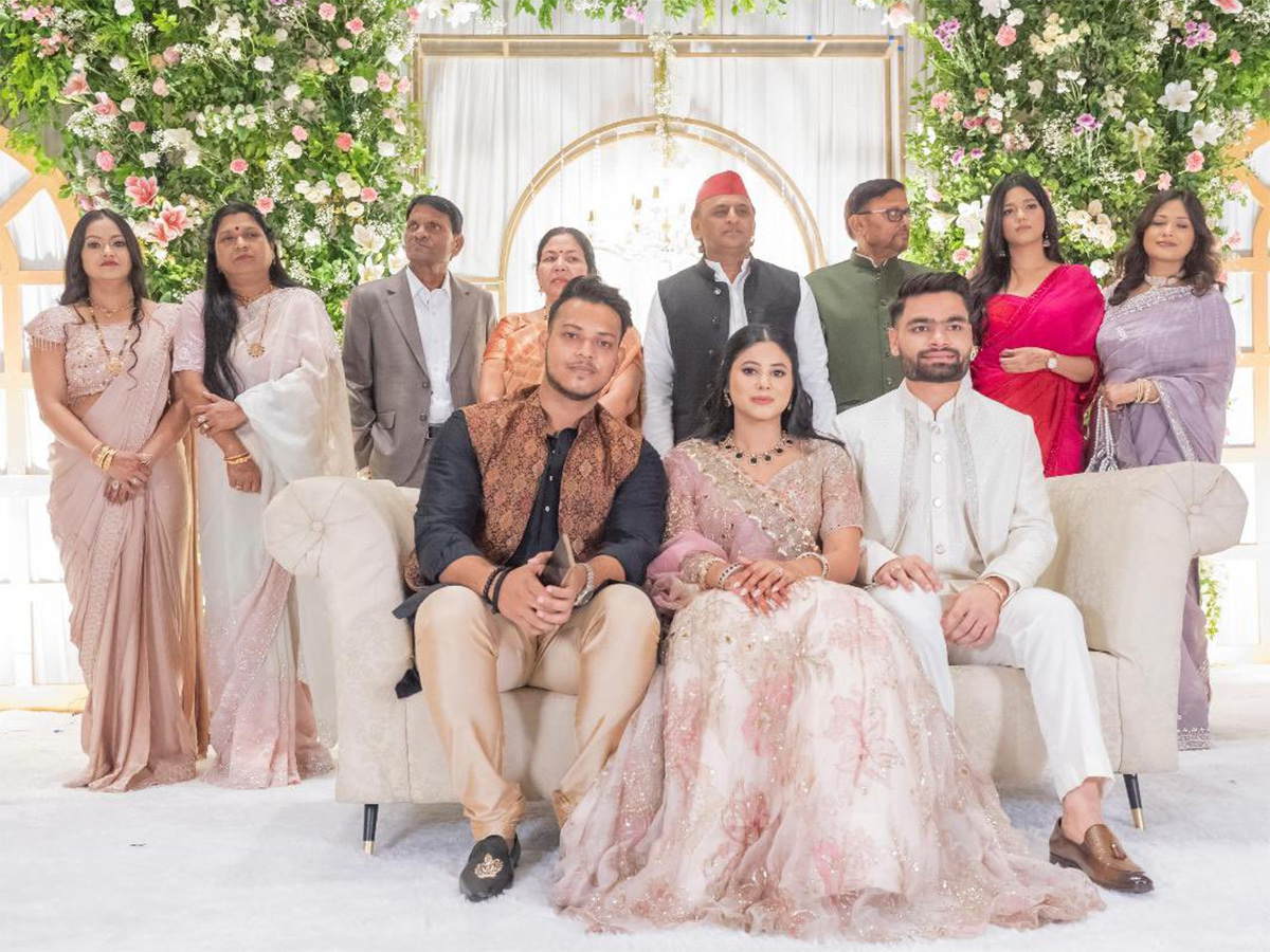 ఎంపీతో క్రికెటర్‌ రింకూ సింగ్‌ ఎంగేజ్‌మెంట్‌.. ప్రముఖుల సందడి (ఫొటోలు) | Cricketer Rinku Singh ...